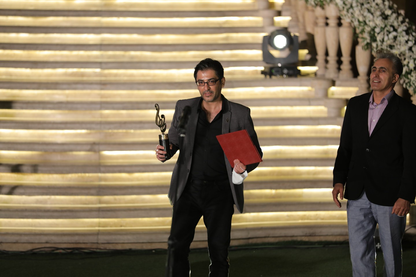 Sirvan Khosravi And Elnaz Shakerdoost